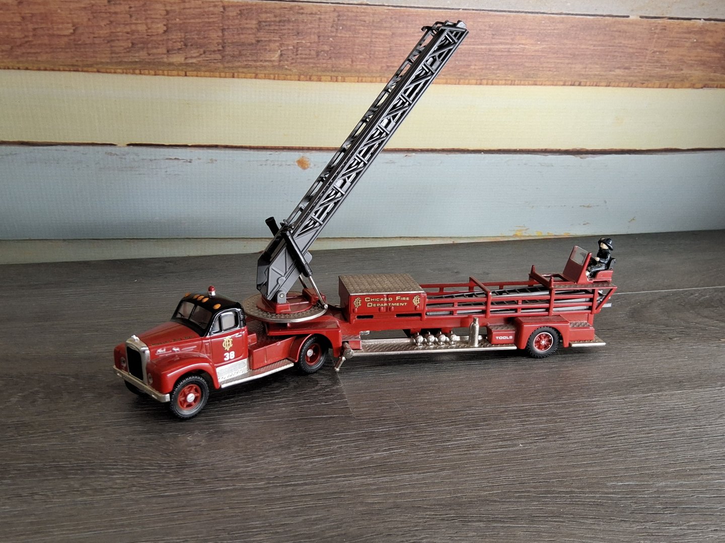 Americana LaFrance Chicago Fire Dept. Ladder Truck Die-Cast Model ...